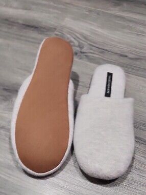 NakedCashmere | Shoes | Naked Cashmere Light Gray Cozy Slipon Slippers ...